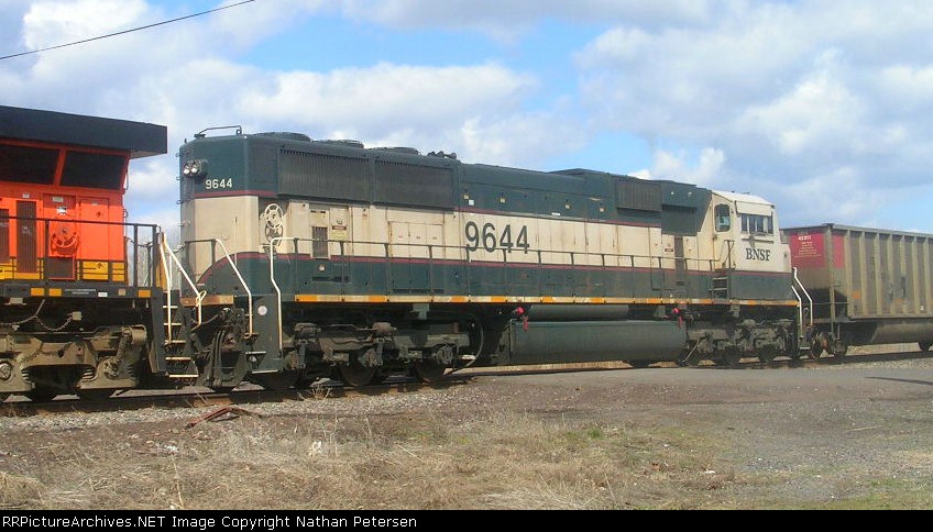 BNSF 9644